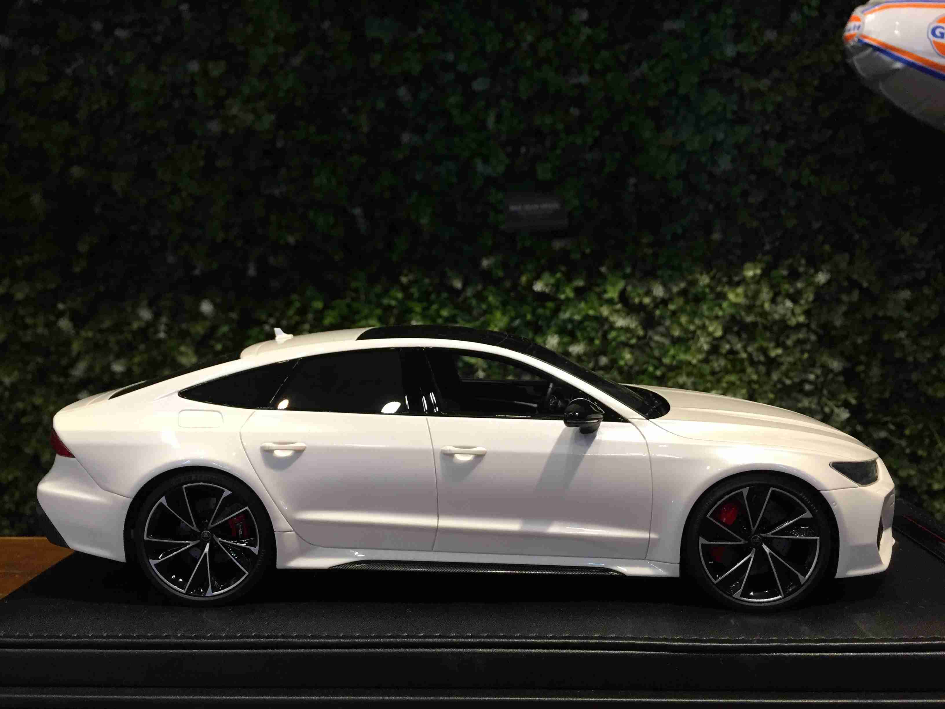 1/18 Motorhelix Audi RS7 Sportback Pearl White MH007PW【MGM】 - Max Gear Model 模型店 | 購物橘子