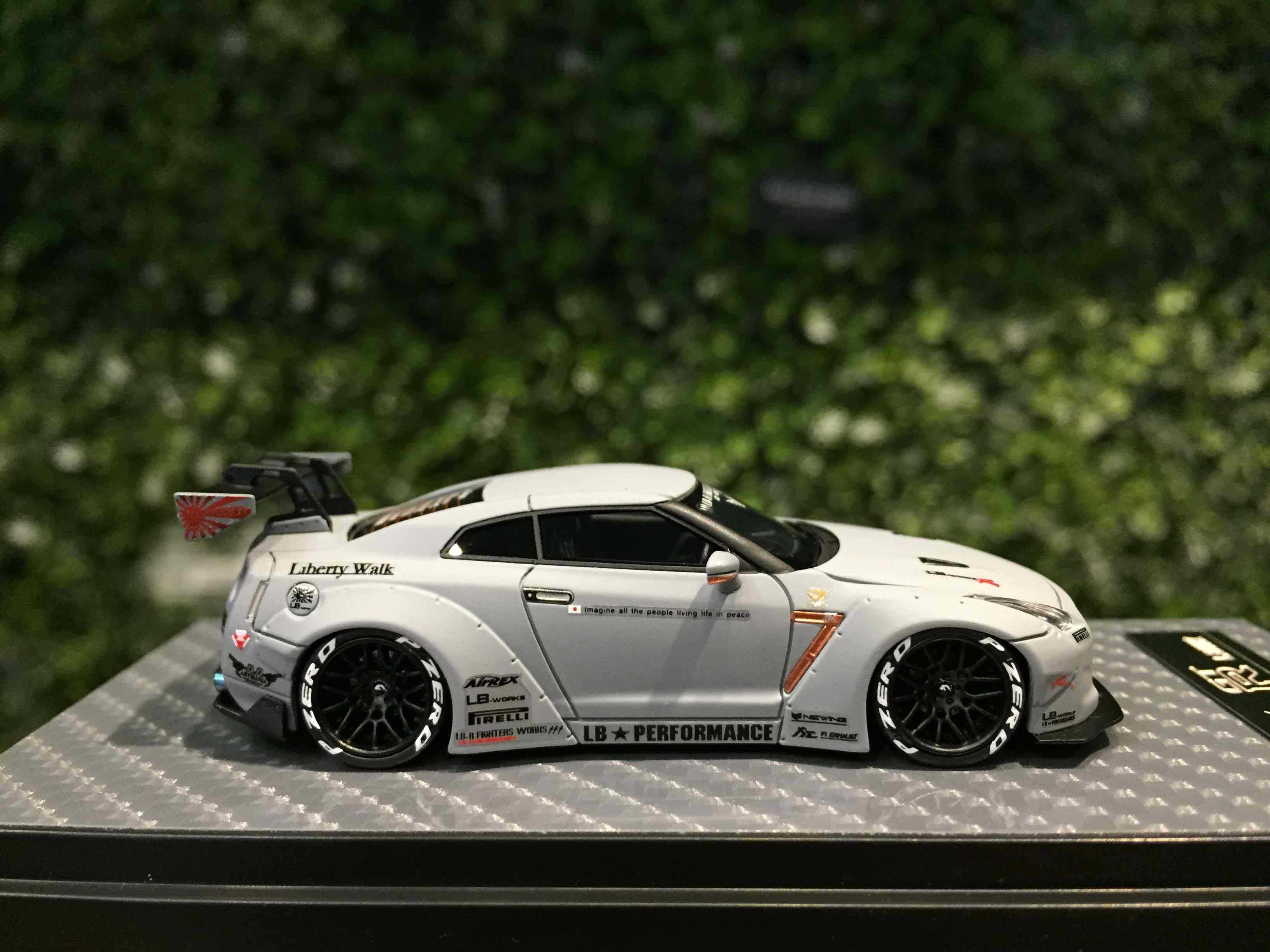 1/64 YM-Model LBWK Nissan GT-R (R35) Fighter Grey【MGM】 - Max Gear Model ...