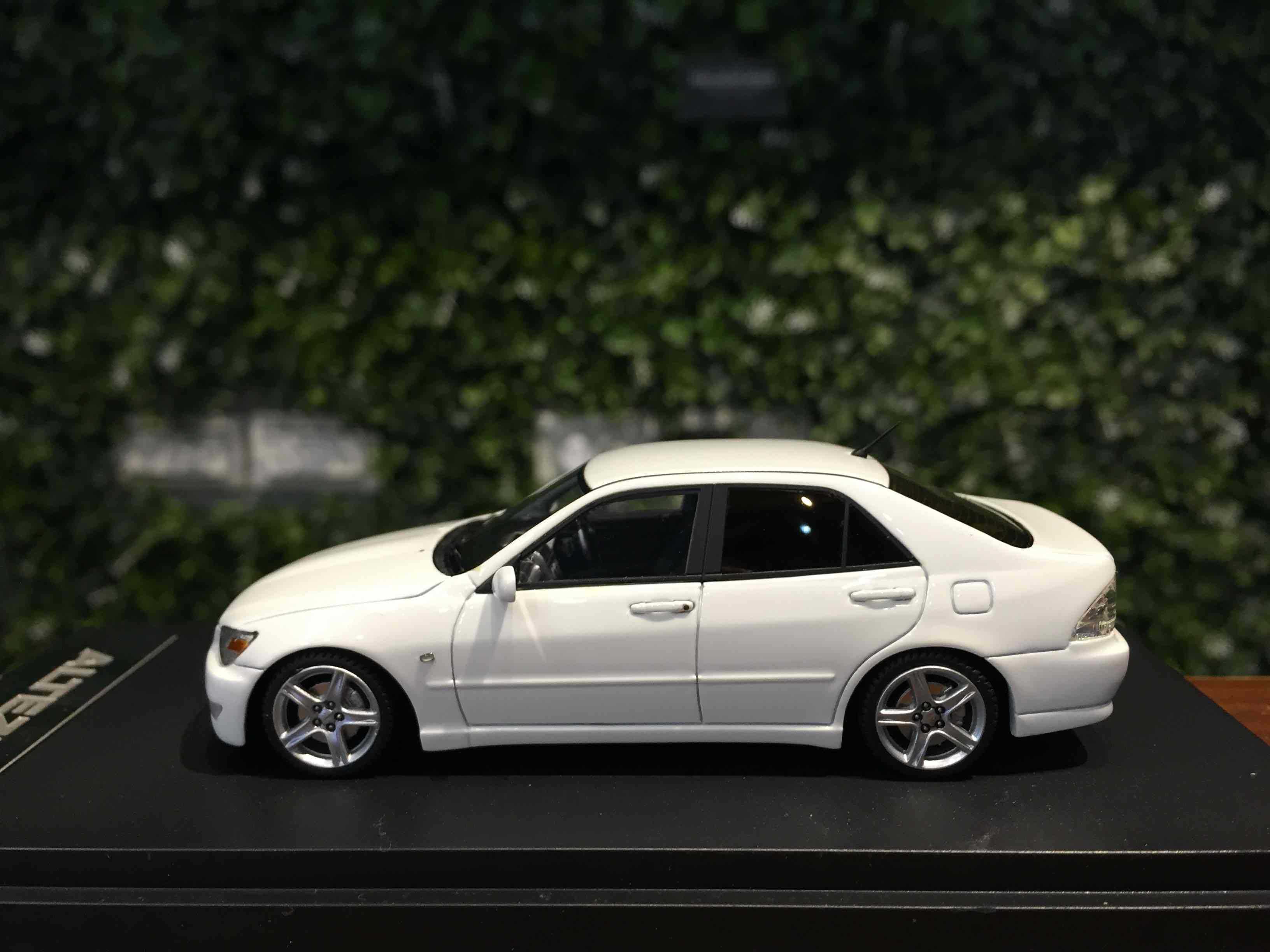 1/43 Mark43 Toyota Altezza RS 200 Super White PM4343NW【MGM】 - Max Gear ...