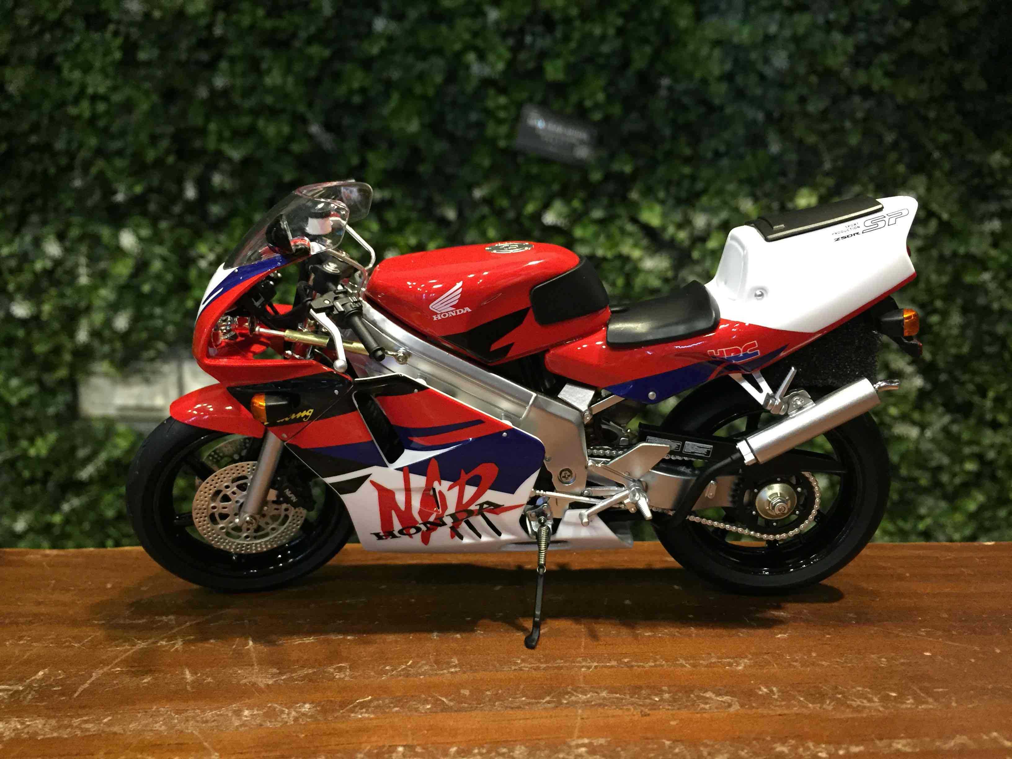 1/12 LCD Models Honda NSR250R SP Red LCDM03RE【MGM】 - Max Gear Model 模型店 | 購物橘子
