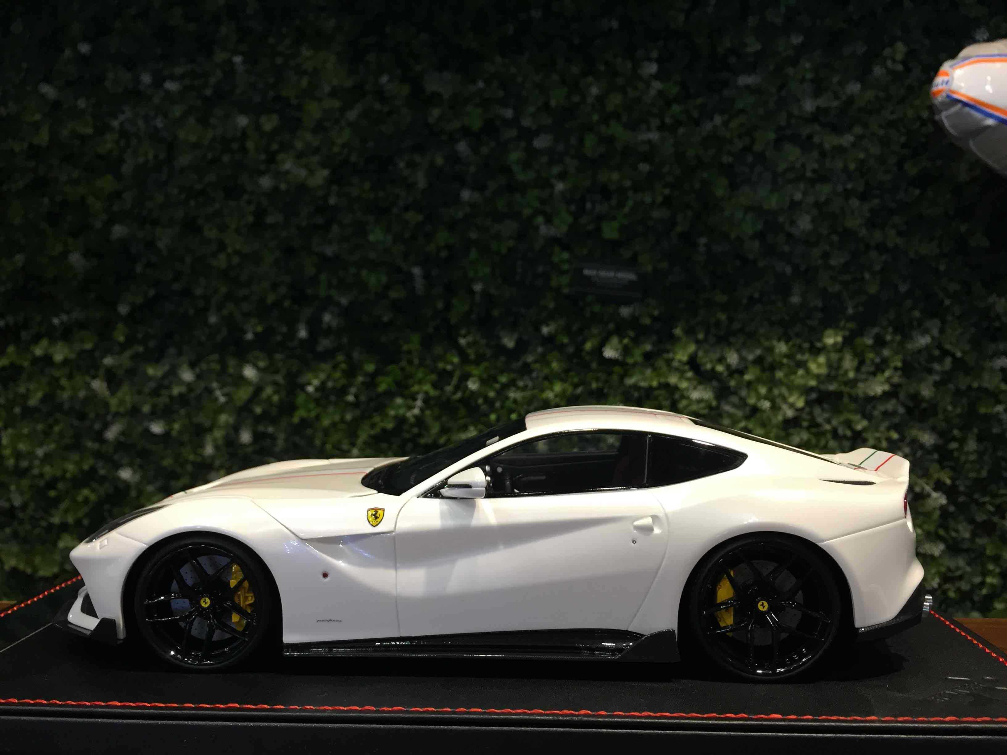 1/18 Runner DMC Ferrari F12 Berlinetta Pearl White【MGM】 - Max Gear ...