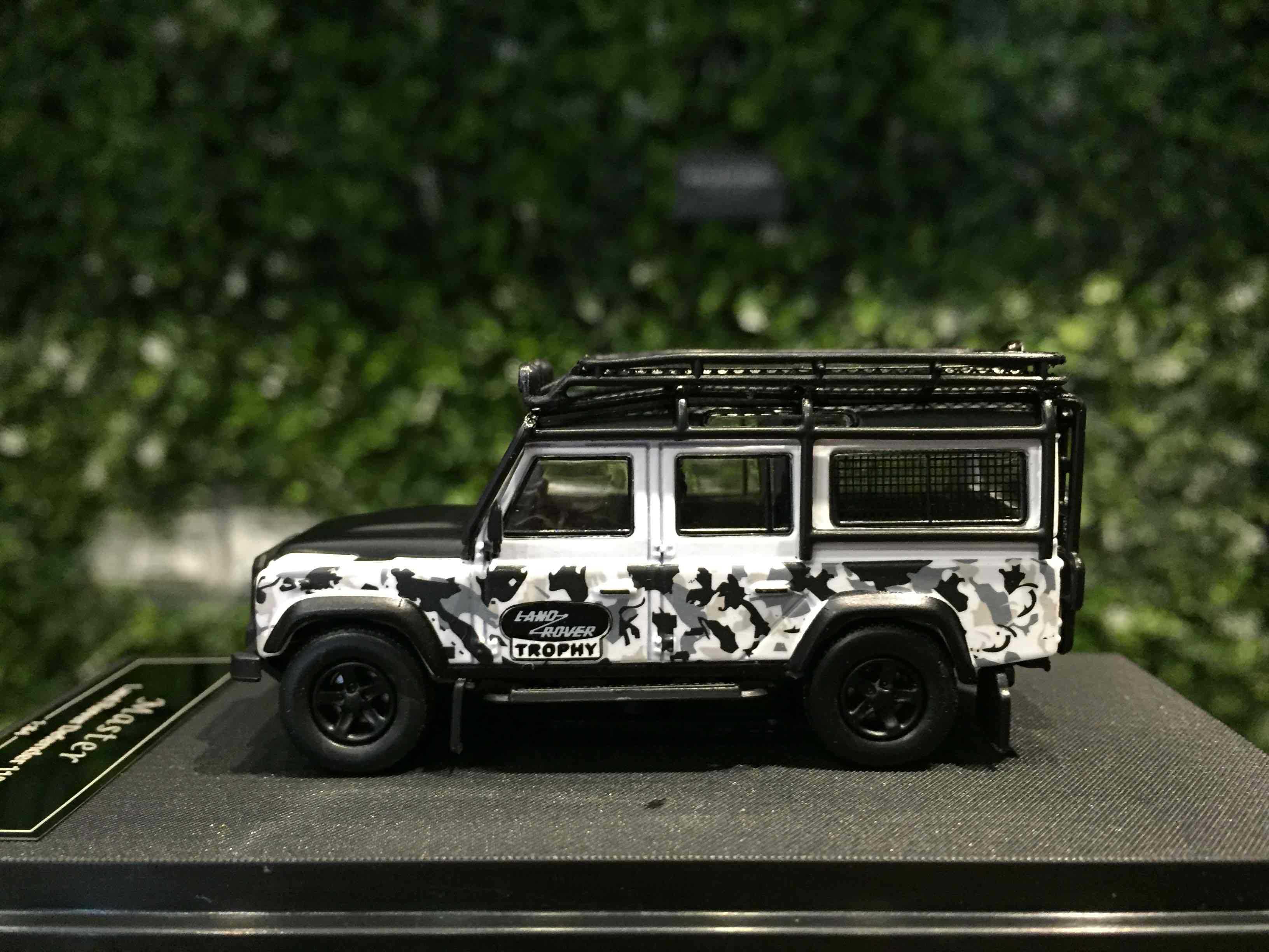 1/64 Master Land Rover Defender 110 Camouflage【MGM】 - Max Gear Model 模型 ...
