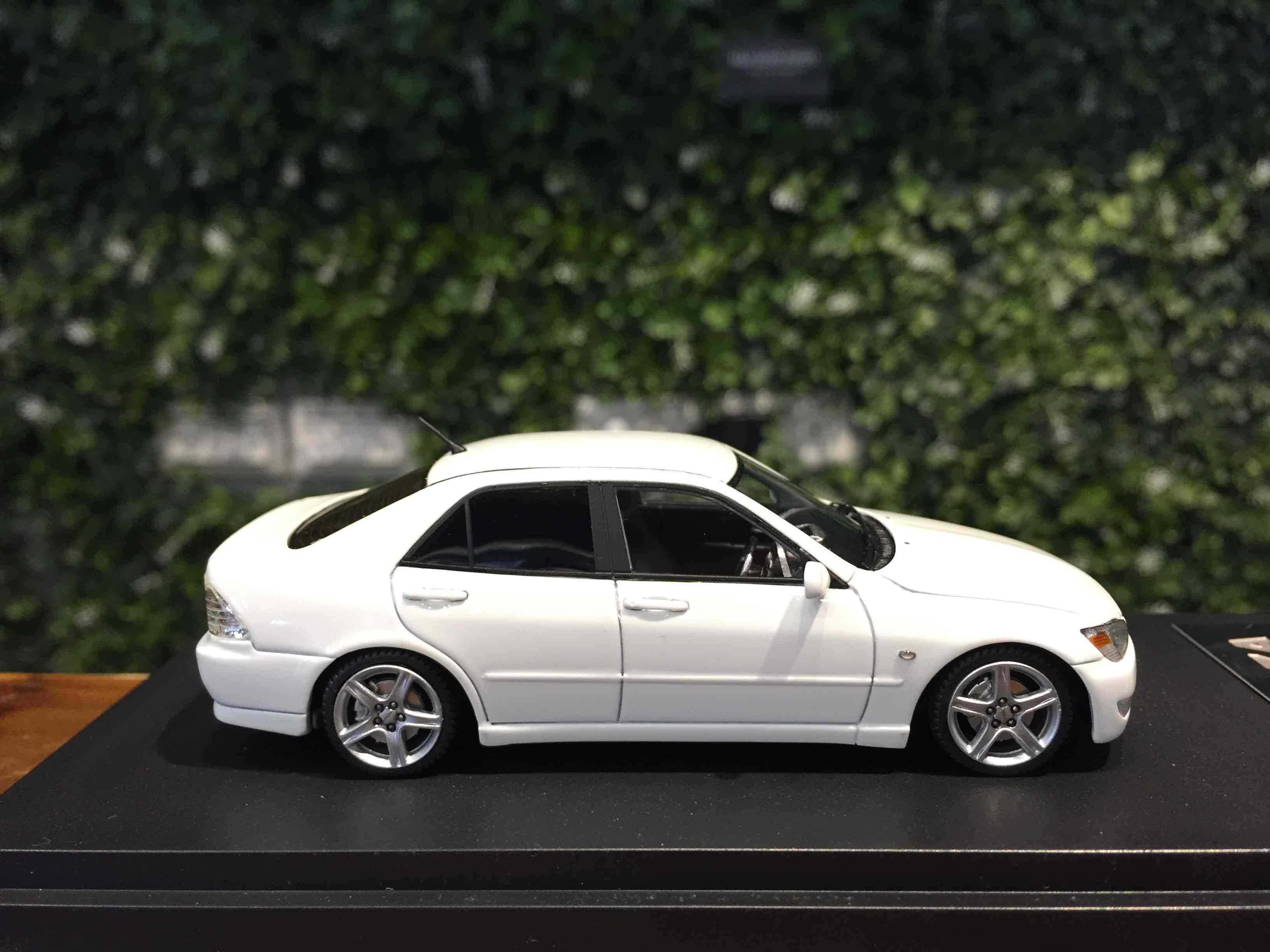 1/43 Mark43 Toyota Altezza RS 200 Super White PM4343NW【MGM】 - Max Gear ...