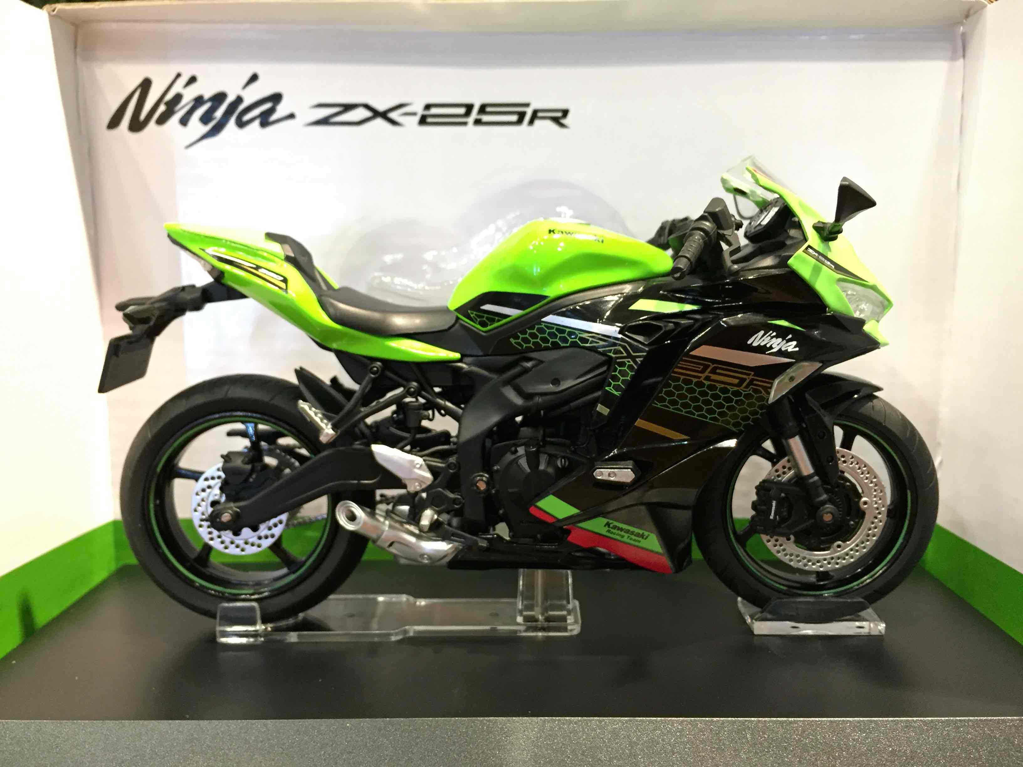 1/12 Aoshima Kawasaki Ninja ZX-25R Green 109694【MGM】 - Max Gear Model 模型店-線上購物| 有閑購物