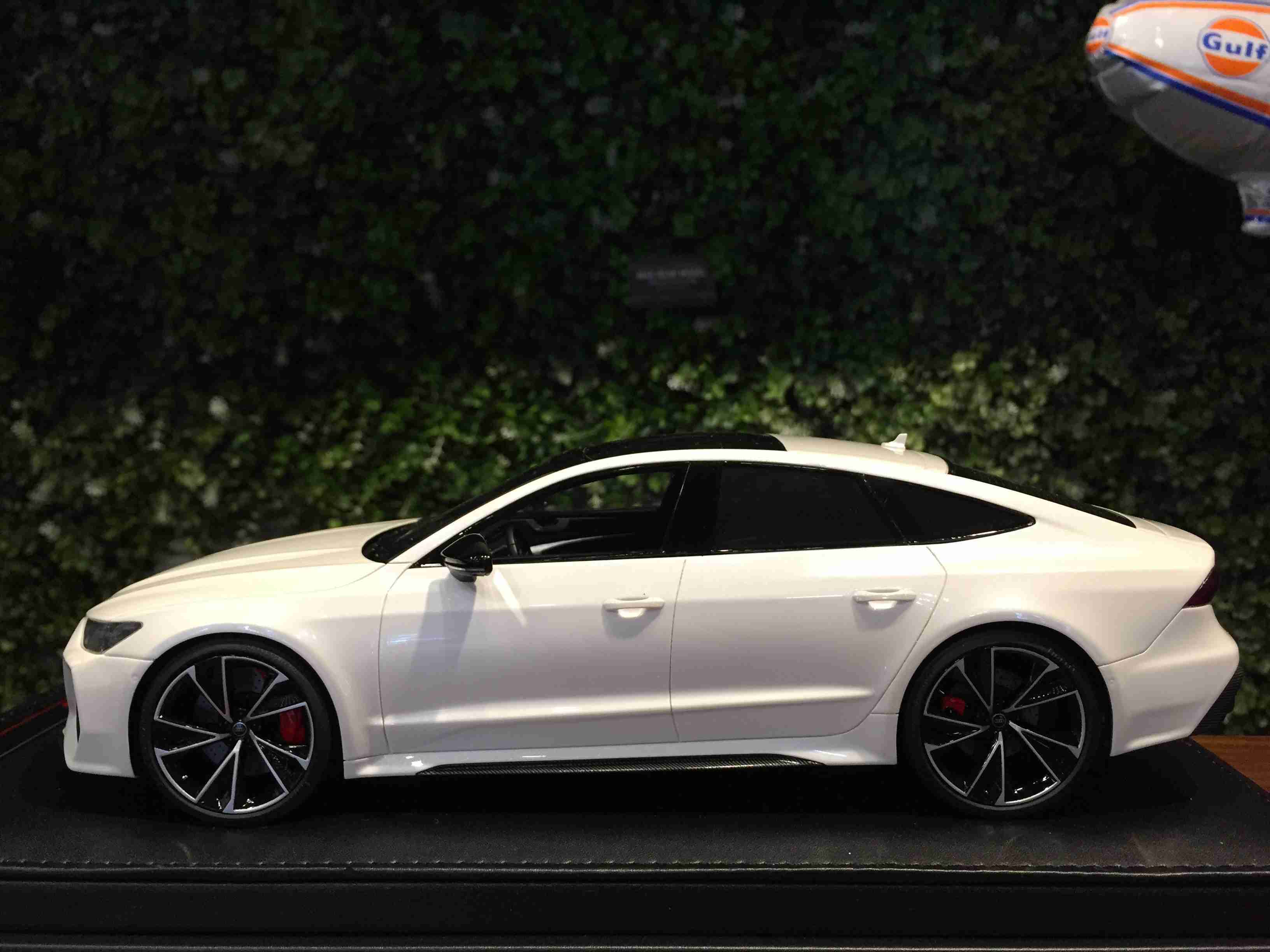 1/18 Motorhelix Audi RS7 Sportback Pearl White MH007PW【MGM】 - Max Gear Model 模型店 | 購物橘子