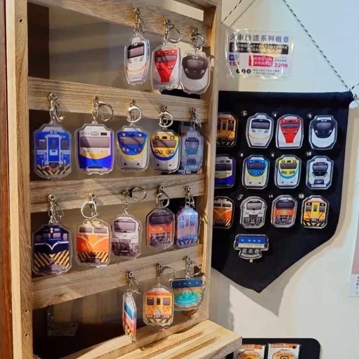 Mini 現貨 Digitrack 壓克力鑰匙圈-12-E200 - 微縮世界 | 購物橘子