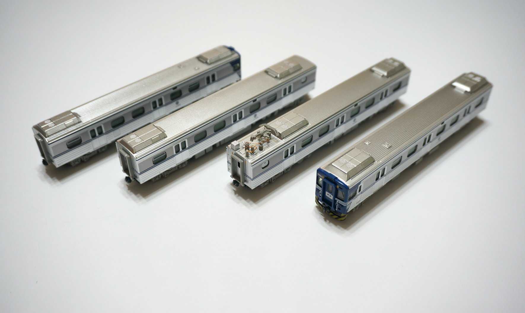 Mini 預購中 三鶯重工 S002 N規 EMU600 電聯車 基本組 4輛 - 微縮世界 | 購物橘子